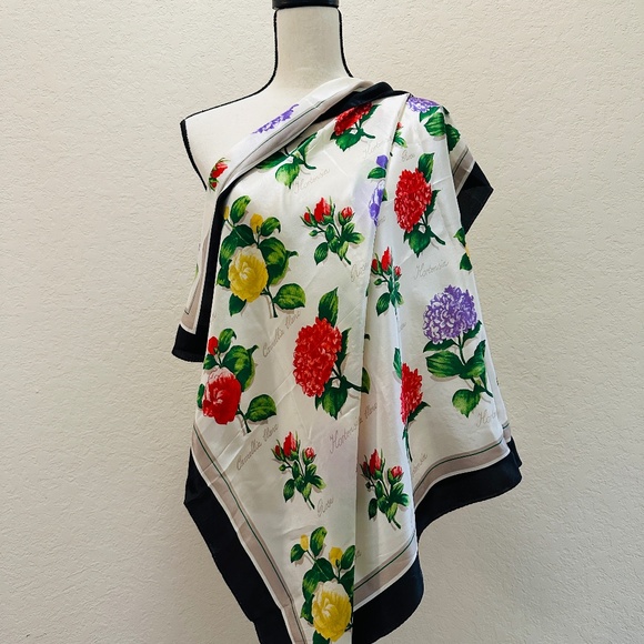 Club 7 Echo | Accessories | Vintage Silk Square Scarf Club 7 Echo ...